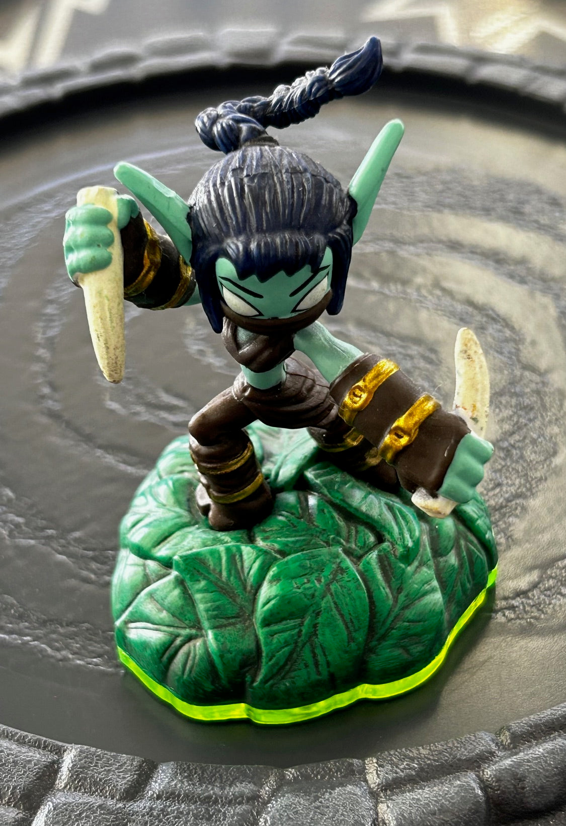 Skylanders Spyro's Adventure - STEALTH ELF (Loose figure) *See Conditi ...